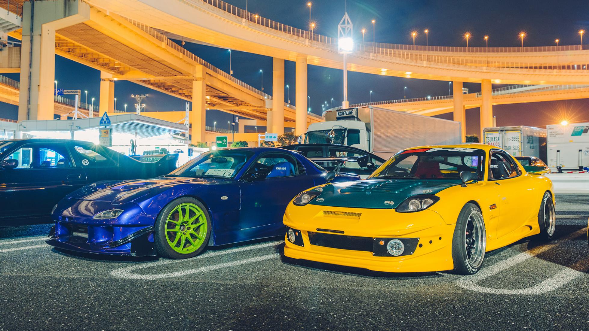 Rassemblement Daikoku Futo (Japon) : 100.000 chevaux sur un parking