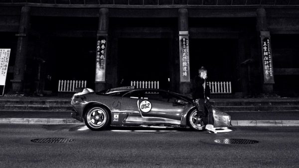 Morohoshi-san parle de sa Lamborghini Diablo